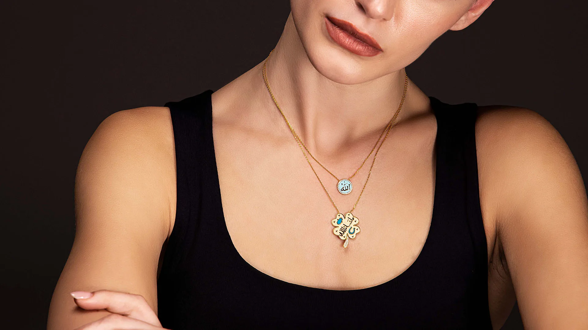 Elevate Your Style with Timeless Gold Jewellery - Al Romaizan