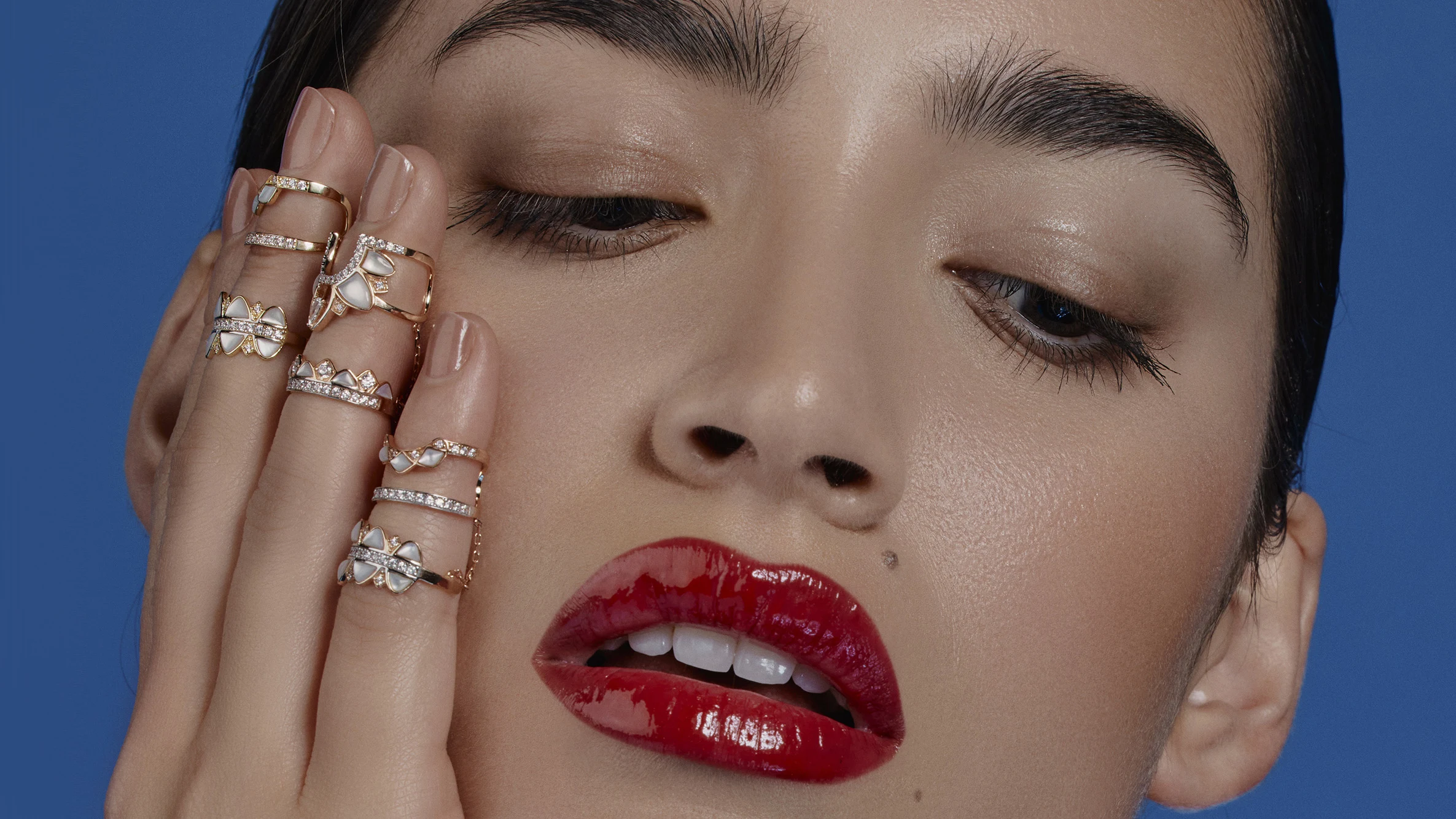 Your Ultimate Guide To Wearing and Styling the Gold Midi Finger Rings ...